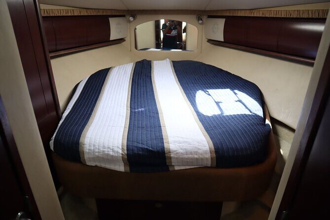 Saône VIP Island by Luxury Yacht - Who Should Consider This Tour?