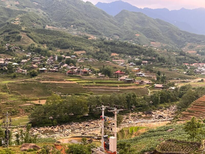 Sapa 1-Day Trekking Tour: Rice Terraces & Villages - Lunch in a Village Home or Small Restaurant