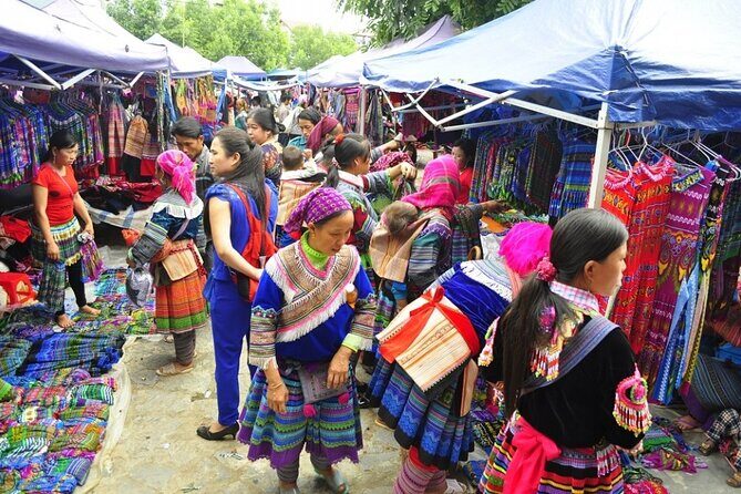 Sapa Bac Ha Market 2D1N Tour (Overnight In Hotel, Only Saturday) - A Well-Rounded Experience for Curious Travelers