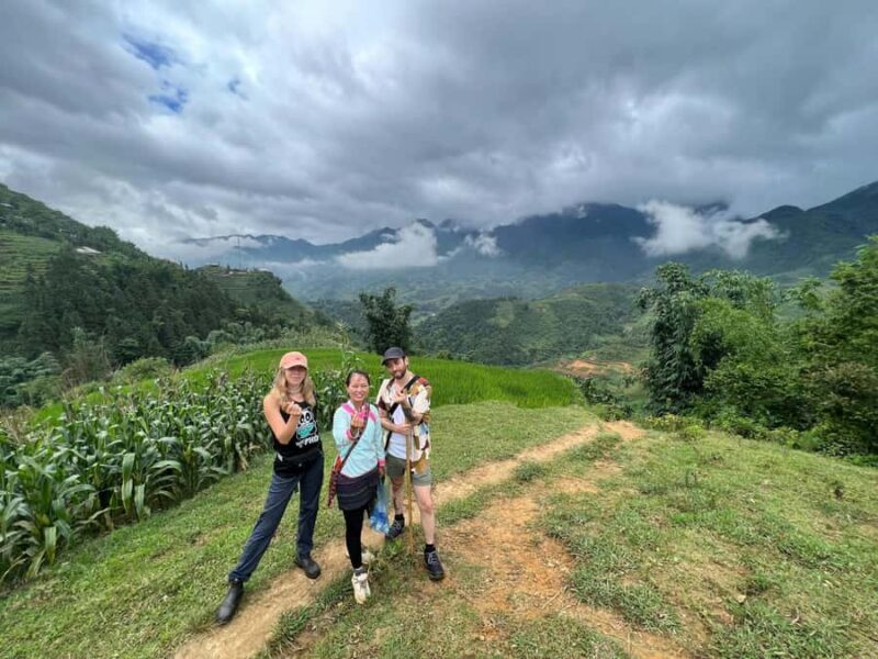 Sapa Cultural Trek: Hmong Village Experience & Local Guide - Key Points