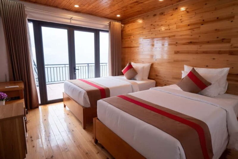 Sapa Package Tour 2 Days 1 Night At Hotel - Day 1: Arriving in Sapa and Visiting Cat Cat Village