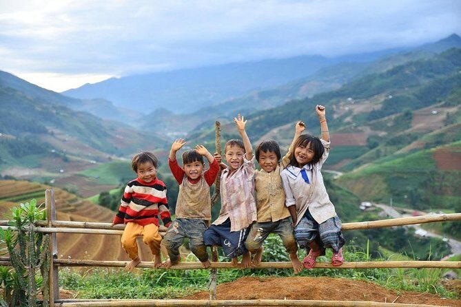 Sapa trekking 2days by bus from Hanoi ( over night in homestay) - What to Expect from the Sapa Trekking Tour