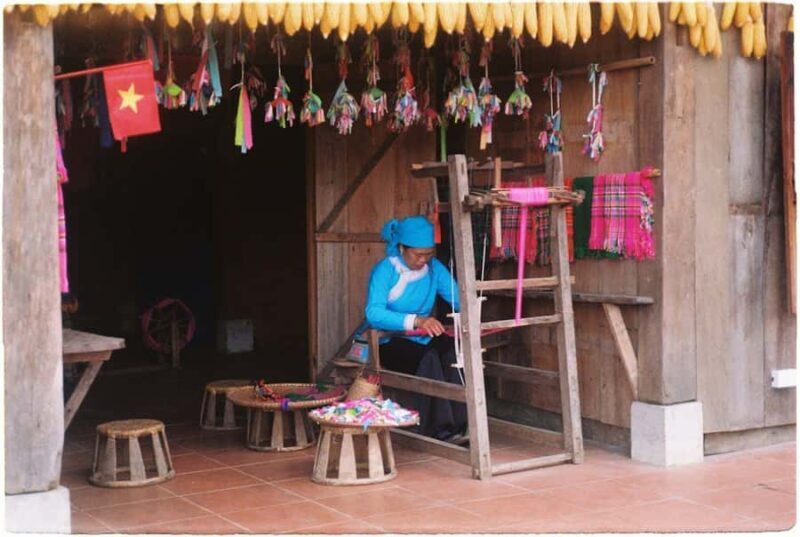 Sapa: Y Linh Ho, Muong Hoa Valley Trek & Village Experience - Visiting Ethnic Villages and Meeting Local Families