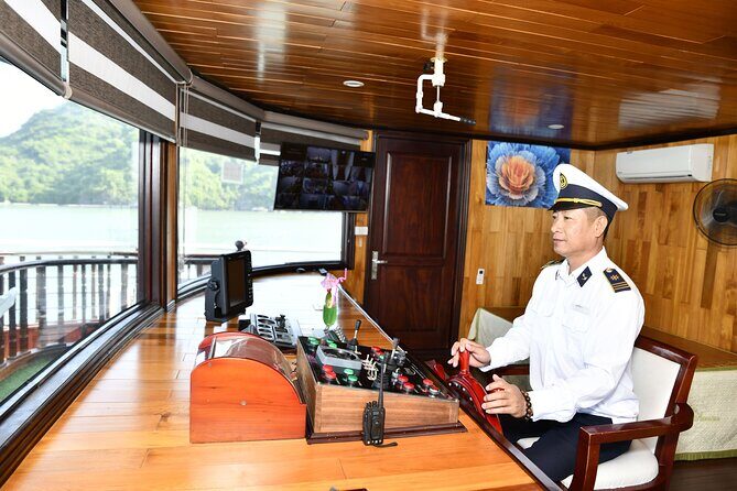 Sapphire Cruise Luxury Halong Bay Cruise Seaview Balcony Cabin - An Exhaustive Look at the Sapphire Cruise Experience