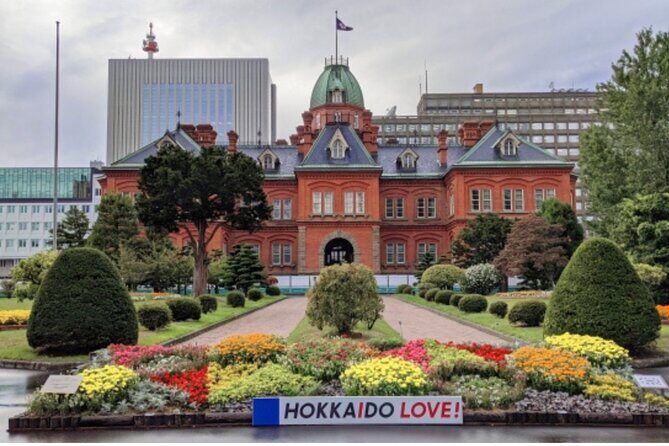 Sapporo History and Gourmet Walking Tour - Key Points