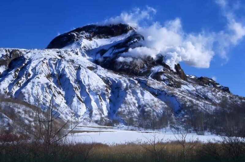 Sapporo: Hokkaido, Noboribetsu and Lake Toya Day Tour - The Steaming Chaos of Jigokudani (Hell Valley)