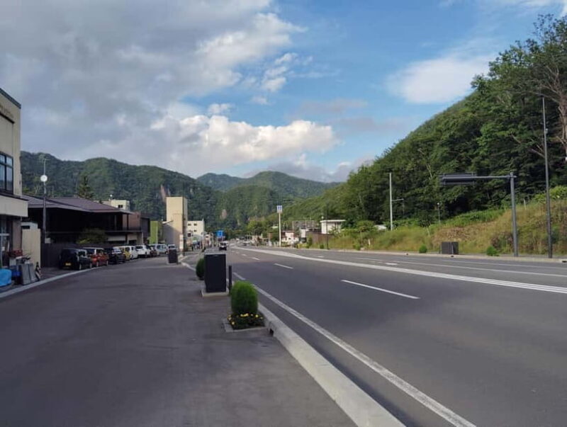 Sapporo: Jozankei Onsen Walk with Temple & Cave Visit - FAQs