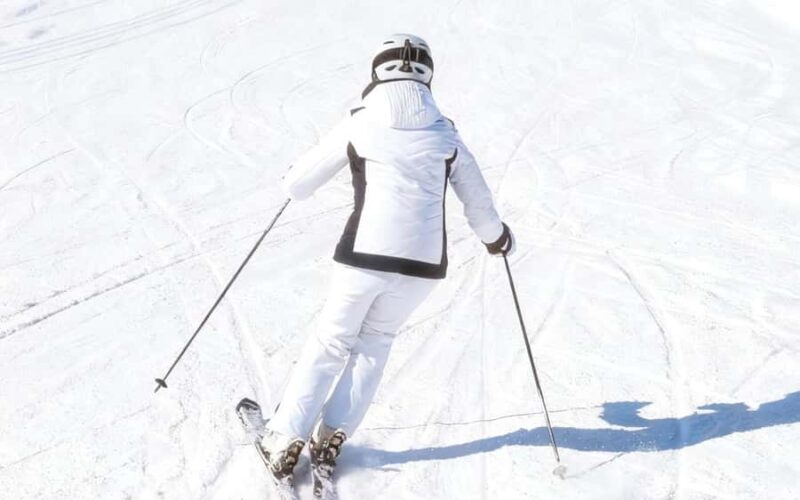 Sapporo: Private Ski & Snowboard Lesson for Small Group - Who Should Consider This Tour?