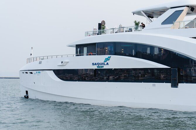 Saquila Yacht Journey: Discover Bai Tu Long or Halong Bay - Key Points