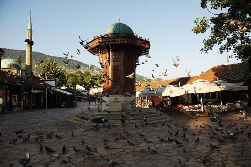 Sarajevo : Highlights & Hidden Gems Walking Tour - Key Points