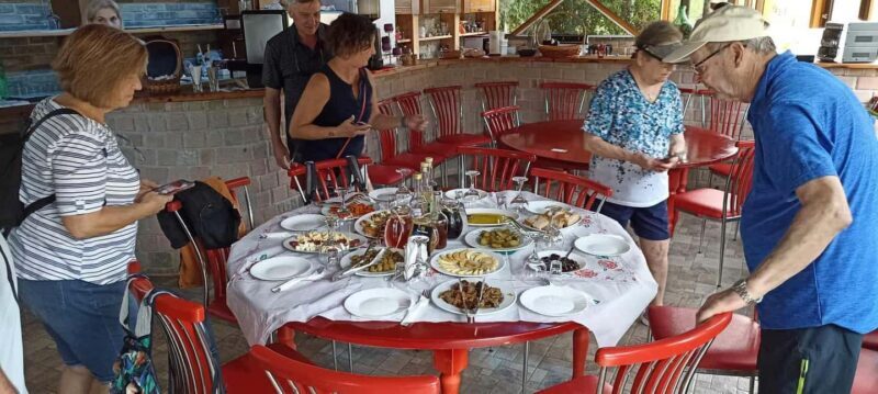 Saranda: Wine and raki tasting, local products. - A Deep Dive into the Experience