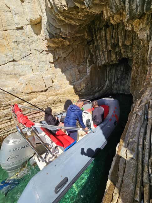 Sarandë: Boat Tour to Kroreza with Snorkel and free Umbrella - Final Thoughts: Who Should Consider This Tour?