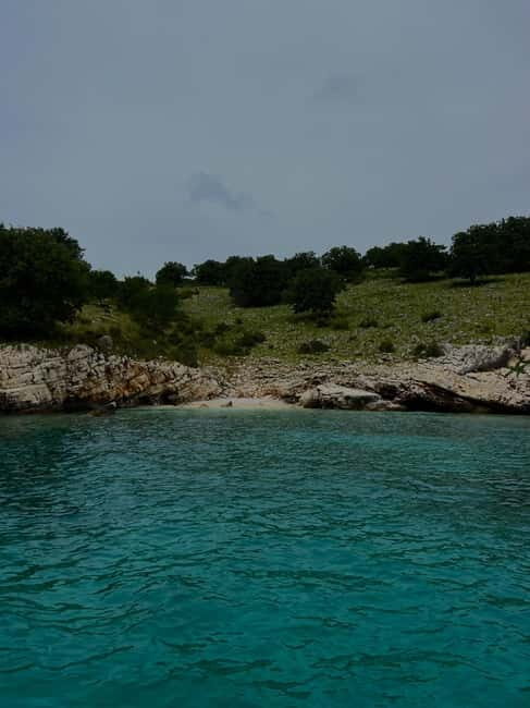 Sarandë Boat Tour with Free Beach Umbrella Access - A Practical Look at the Sarandë Boat Tour Experience