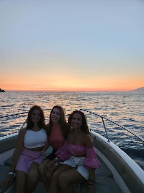 Sarandë: Sunset boat tour with local wine - Whats Included and What to Bring