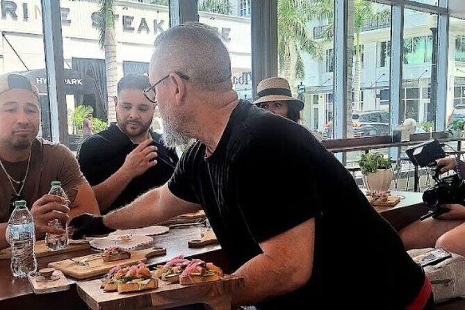 Sarasota Boutique Tour: Shopping, Bubbles, Bites & Insight - Who Is This Tour Best For?