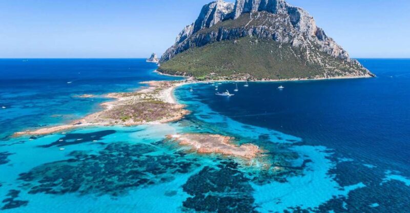 Sardegna: Tavolara Boat Tour with Snorkeling - Sardegna: Tavolara Boat Tour with Snorkeling — An Authentic Coastal Adventure