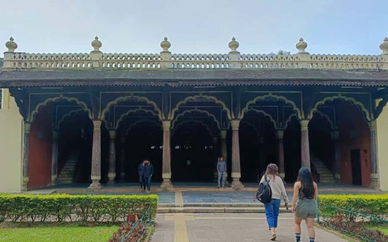 Saree Weaving & Srirangapatna Palace Day Tour from Bangalore - Key Points