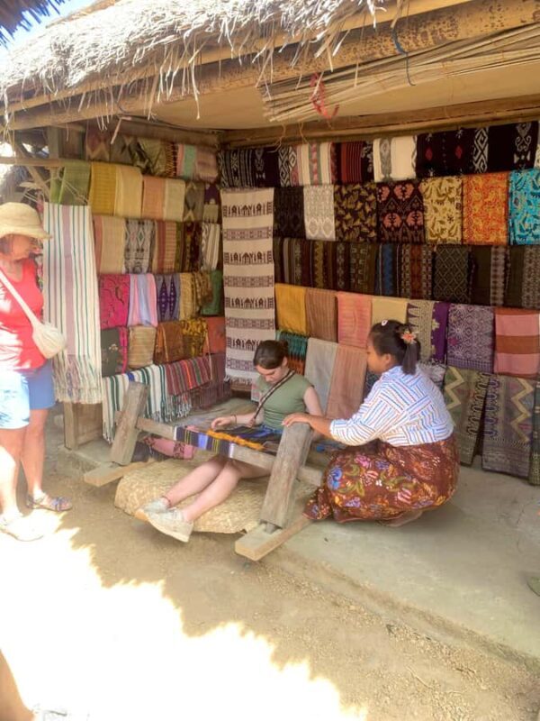 Sasak Village: Arts and Crafts Tour with Weaving and Pottery - Key Points