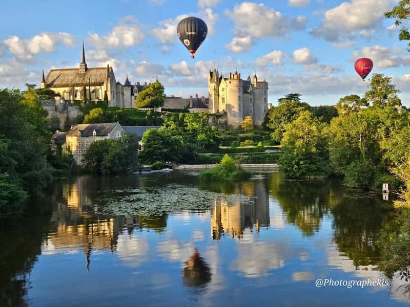 Saumur and the châteaux of the Loire Valley: Hot air balloon flight - The Experience: What to Expect from Start to Finish