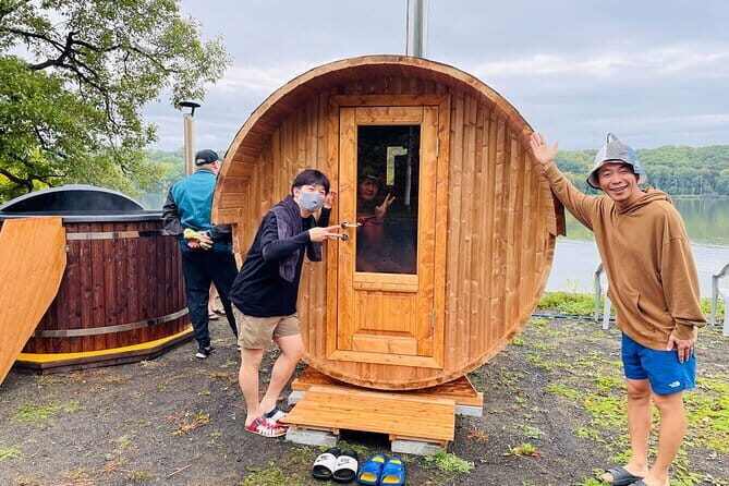 Sauna experience with great view & tour to enjoy food, blue beer - Exploring the Sauna Experience with a View & Food Tour in Hokkaido