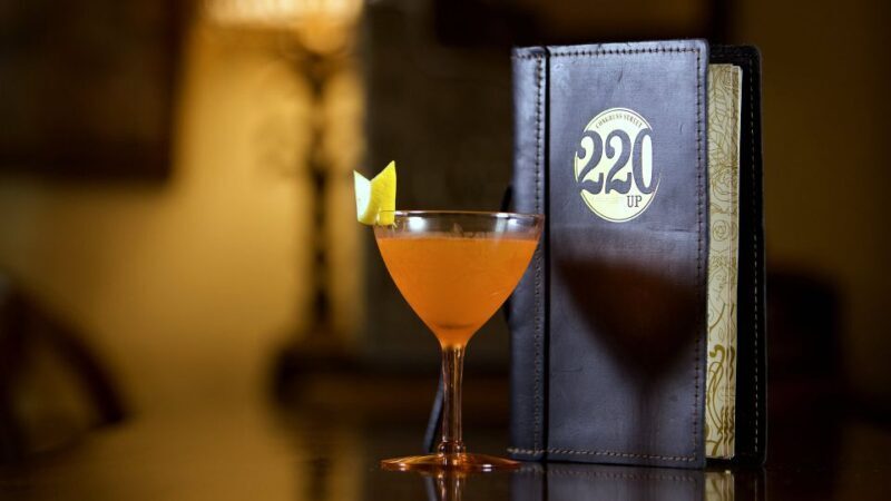 Savannah: Cocktail Class at American Prohibition Museum - The Authentic Atmosphere: A Vintage Vibe