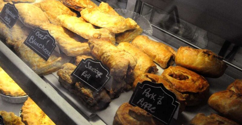 Savannah: Historic District Foodie Walking Tour - Discovering Savannah’s Historic District on Foot and Flavors