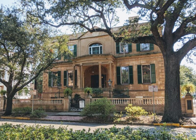 Savannah: Historic District, Islands & more VIP Private Tour - Key Points