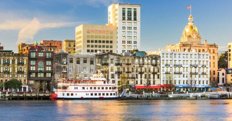 Savannah: Historic Highlights Walking Tour - Key Points