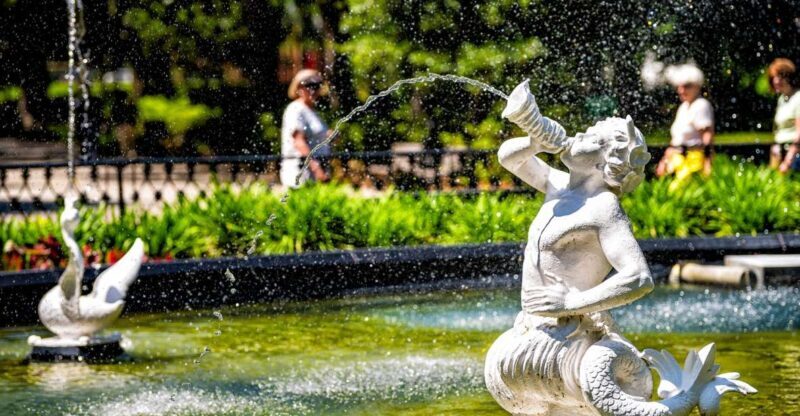 Savannah: History and Culture Walking Tour - What the Guides Do Well