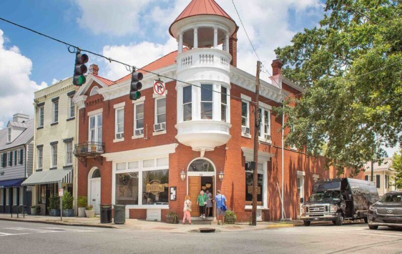 Savannah: Local Favorites Walking Food Tour - The Food and the Stops