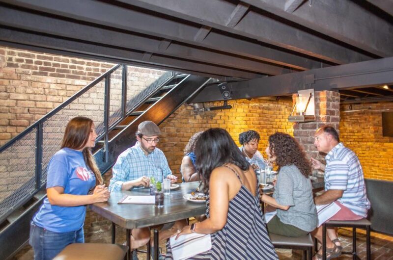 Savannah: Local Favorites Walking Food Tour - The Group Dynamic and Guide Experience