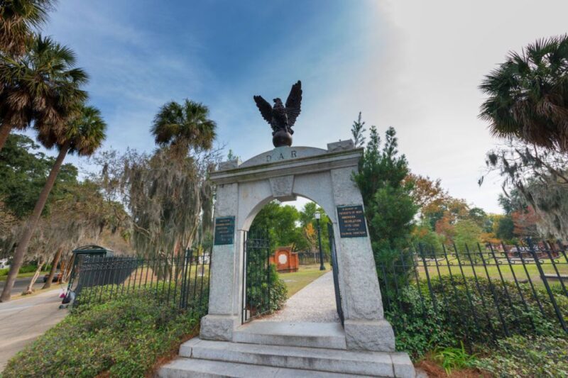 Savannah: "Savannah for Morons" Comedy Trolley Tour - Who Will Love This Tour?