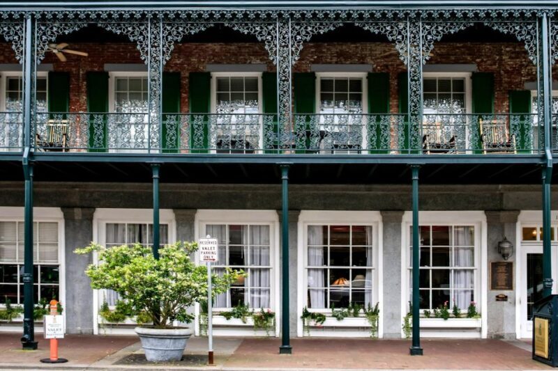 Savannah: Southern Traditions Dinner Tour - Key Points