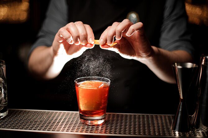Savannah Strangled not Stirred Pub Crawl - Introduction: A Unique Night in Savannah