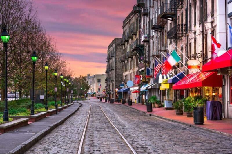 Savannah's Local Lore Ghost Tour - The Overall Experience and Atmosphere