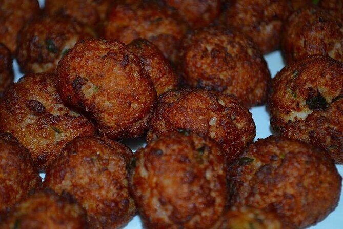 Savouring Madurai Private Street Food Tour of Madurai - South Indian Tiffin at Murugan Idly Shop