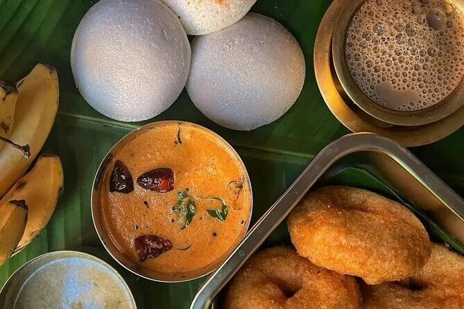 Savouring Madurai Private Street Food Tour of Madurai - Final Stop with Street Snacks & Jigarthanda