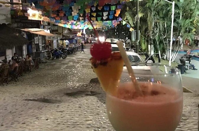 Sayulita Bar Drink and Socialize with Friends - Practical Tips for Making the Most of Your Night Out