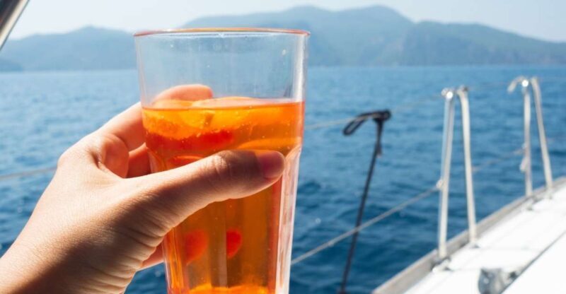 Scala dei Turchi: Private boat tour with sunset aperitif - Key Points