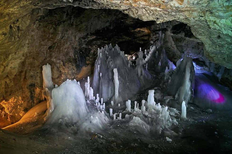 Scarisoara-World greatest Ice cave: one day tour from Oradea - Exploring the Scarisoara Ice Cave: An In-Depth Look