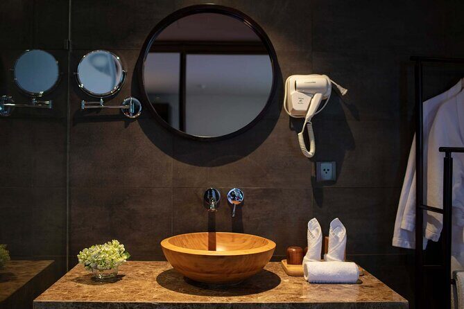 Scarlet Pearl Cruise - The Pearl of Ha Long Bay - 2 Days 1 Night - FAQ