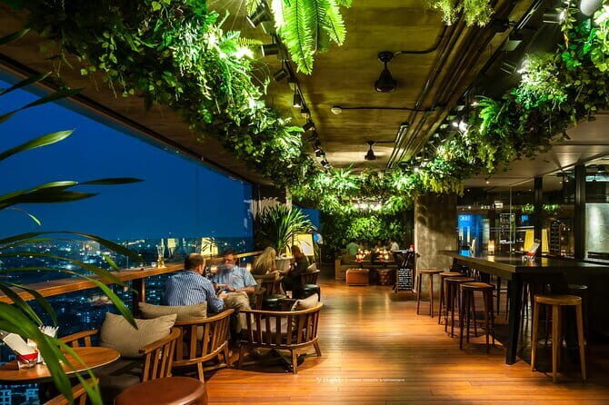 Scarletts Rooftop Fine Dining Restaurant - Key Points