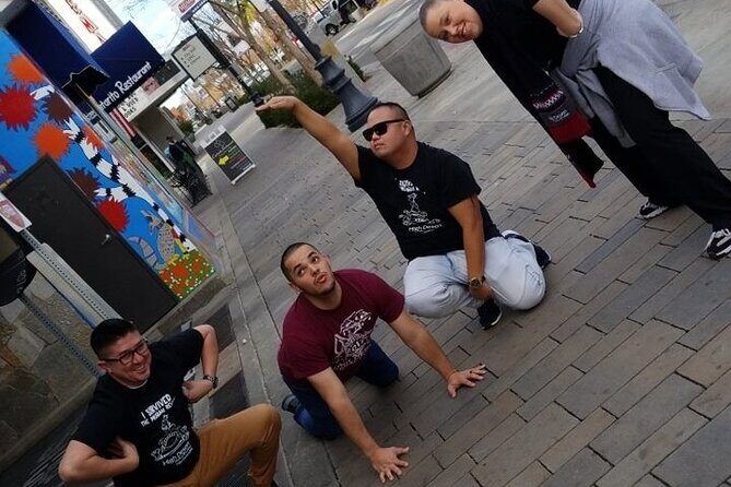 Scavenger Hunt Adventure in North Vancouver by Operation City Quest - What Makes This Tour Stand Out?