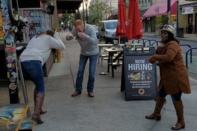 Scavenger Hunt Adventure in Toronto by 3Quest Challenge - A Closer Look at the Toronto Scavenger Hunt