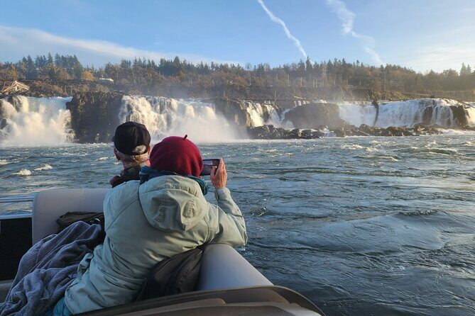Scenic 2-Hour River Cruise to the Majestic Willamette Falls! - An In-Depth Look at the Experience