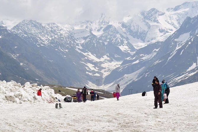 Scenic beauty of Himachal 12 Days - An In-Depth Look at the Itinerary