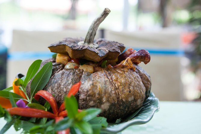 Scenic Boat Ride & Private Thai Cooking Class in Bangkok with Aoy - How This Tour Unfolds