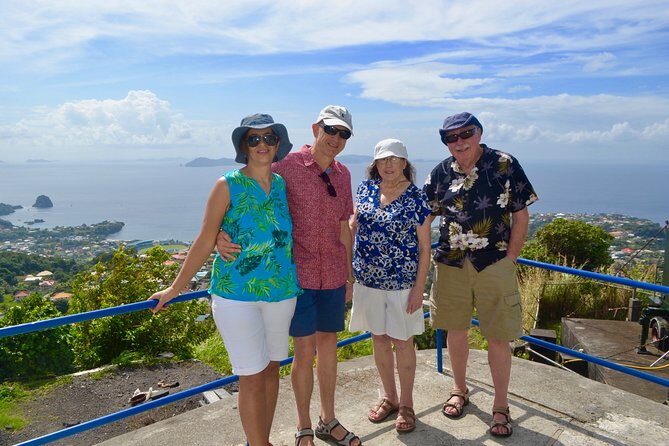 Scenic Historical Tour to Fort Charlotte and Queens drive from IV Tours - Key Points