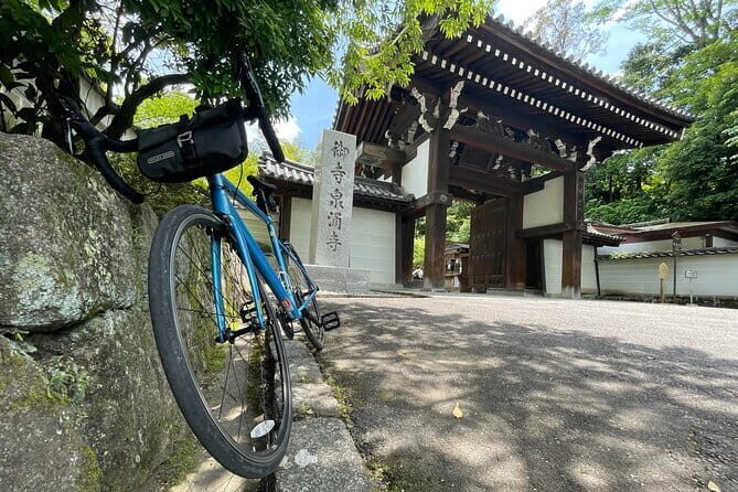 Scenic Riverside Ride in East Kyoto - Itinerary Breakdown