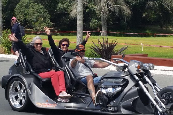 Scenic Tour - Bay of Islands, 30 mins (min2) - An In-Depth Look at the V8 Trike Experience